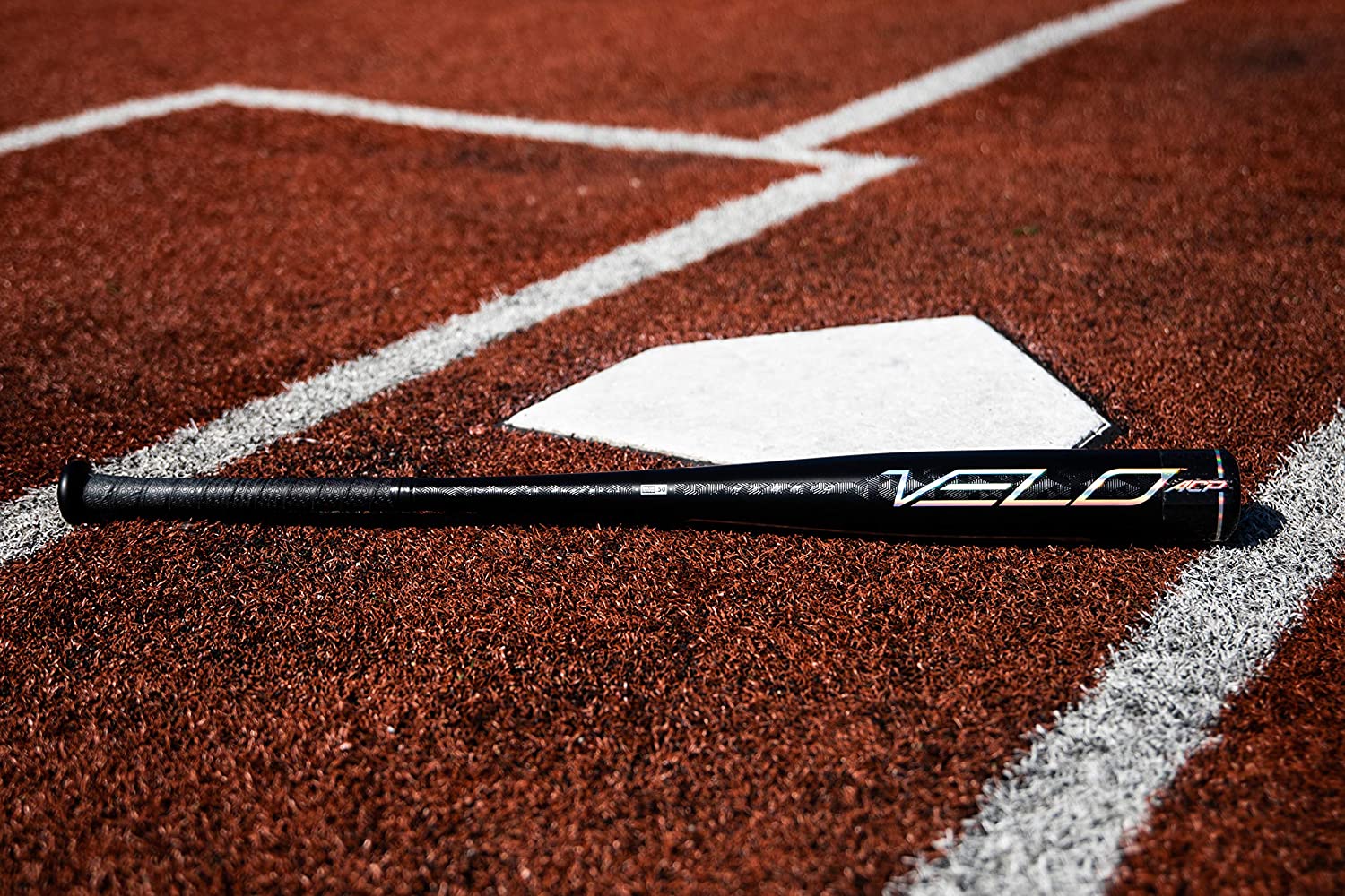 Best College Baseball Bat Reviews 2020 | iBatReviews